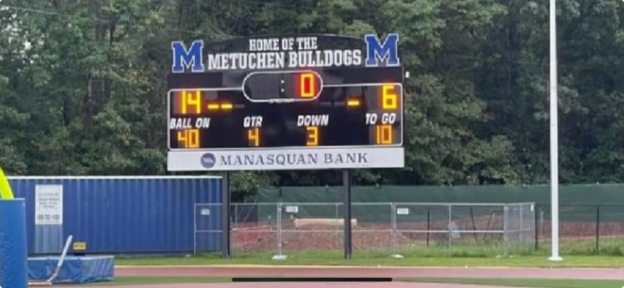 Metuchen Win Season Opener Over Middlesex 14-6 - Edison Reporter
