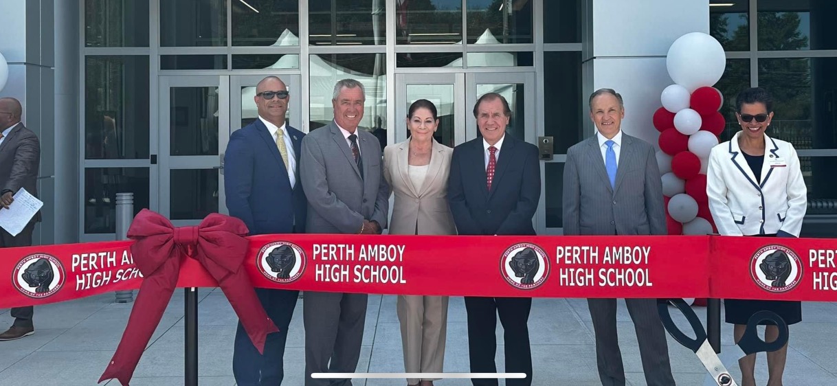 New High School Opens It's Doors In Perth Amboy - Edison Reporter